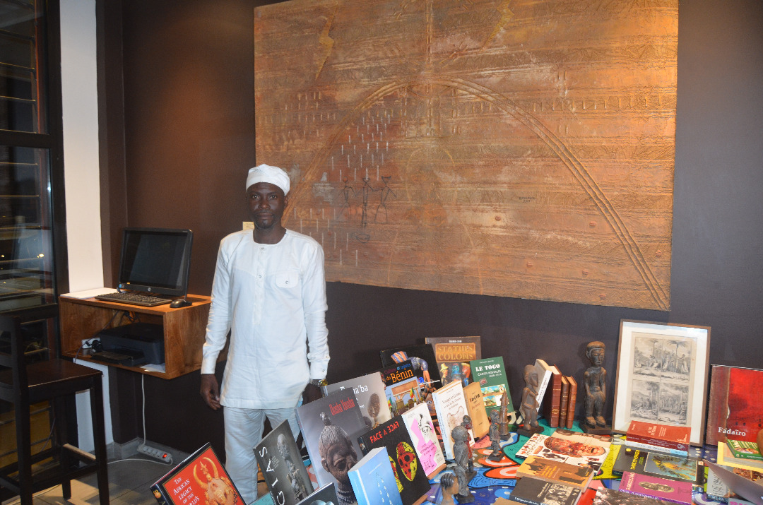 Togo- Neuf artistes africains exposent leurs toiles à Onomo hôtel à ...